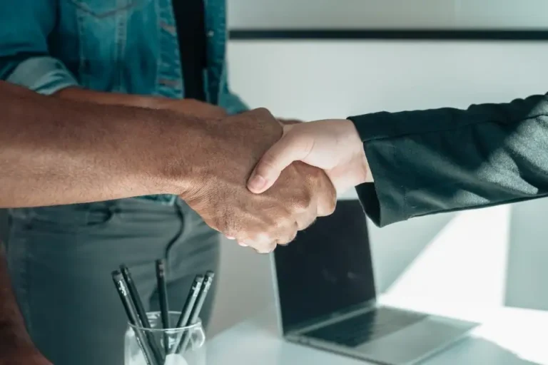 Engineer Vs Lawyer: Choosing The Right Career Path - TscTimes.com